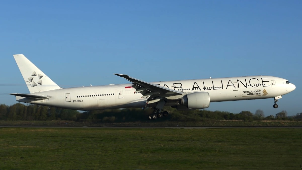 Singapore Airlines passengers may be compensated for turbulence ...