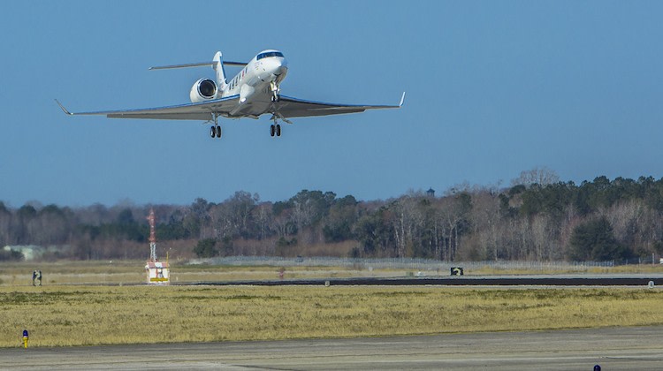 Fourth Gulfstream G500 flight test aircraft takes to the skies ...