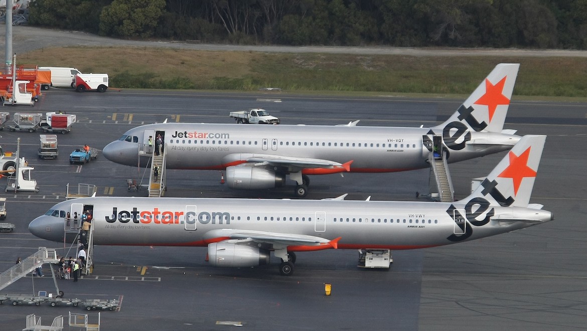 Jetstar pilots to hold four-hour work stoppages on December 14 and 15 ...