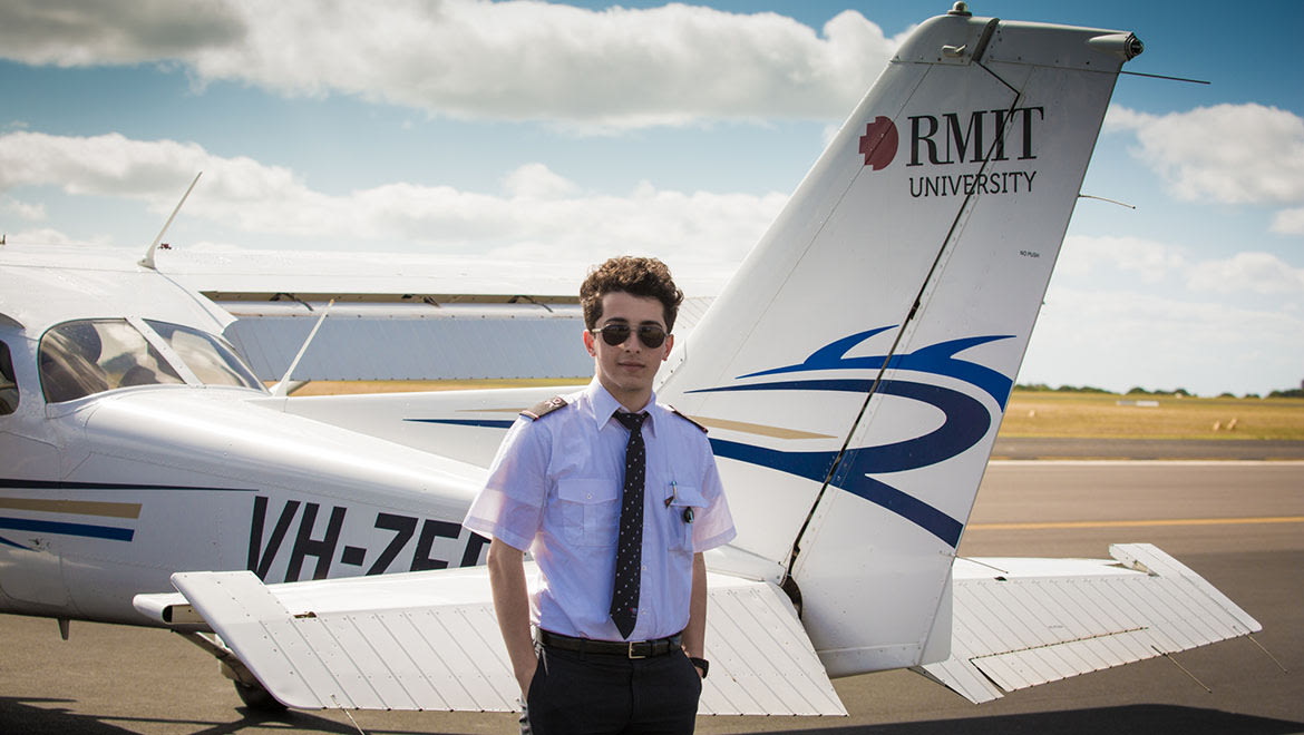 RMIT, Hartwig partner to offer flying training in Adelaide – Australian ...
