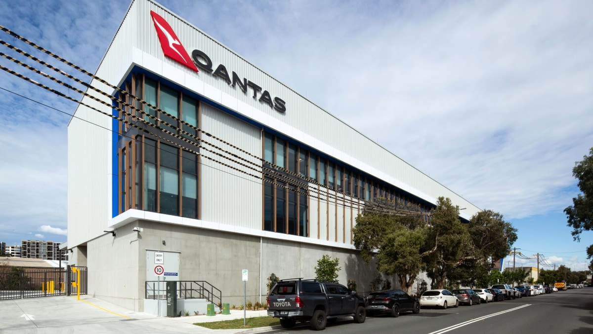 Qantas opens doors to new Sydney training centre – Australian Aviation