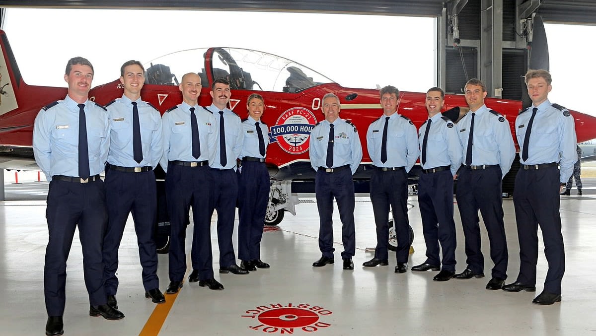 RAAF celebrates 100k flying hours on PC-21 training fleet – Australian ...