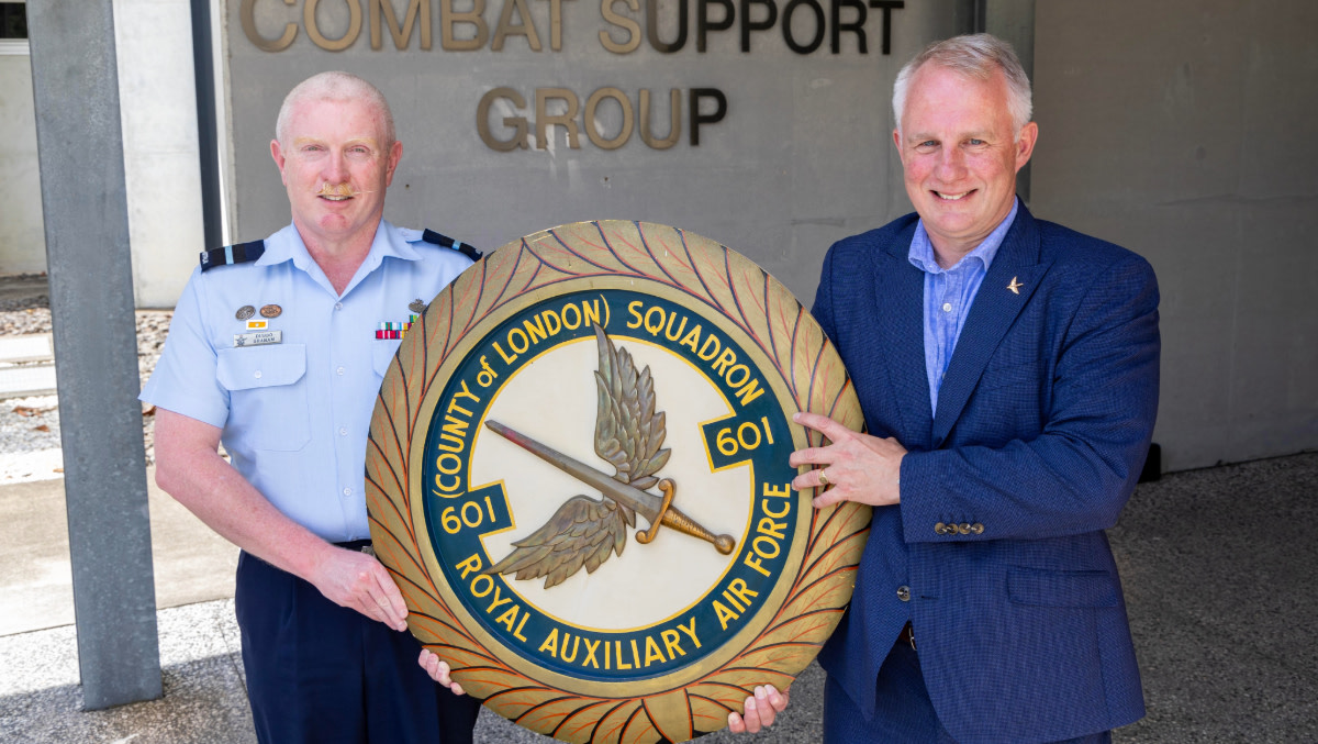 RAAF returns treasure to UK’s ‘Millionaires Squadron’ – Australian Aviation