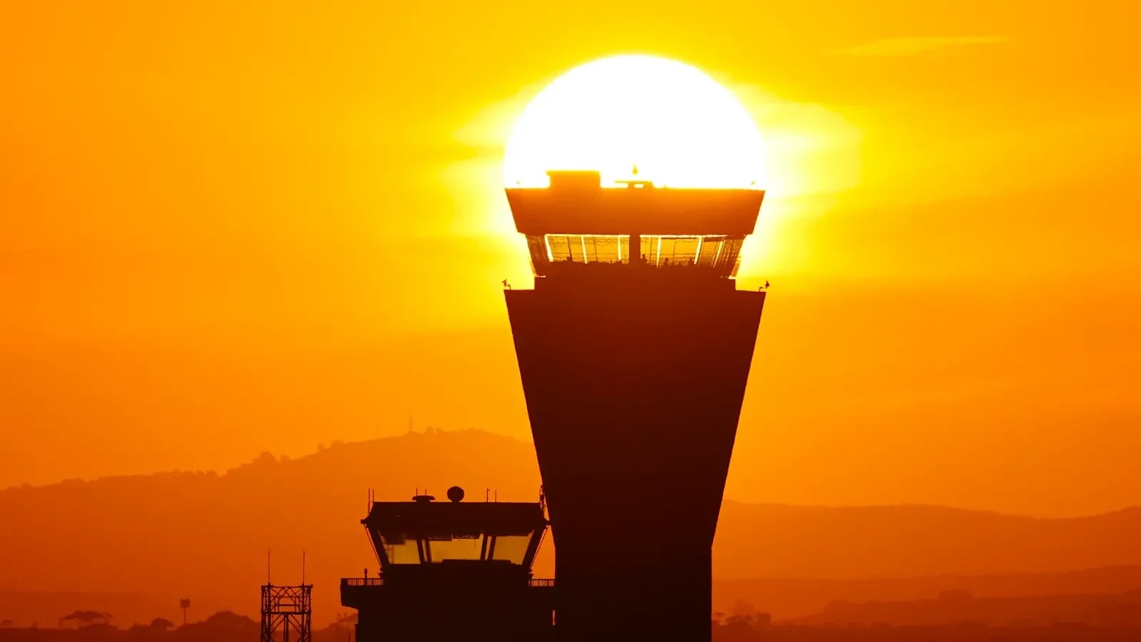Airservices looks to increase fees by 60% over next 5 years ...