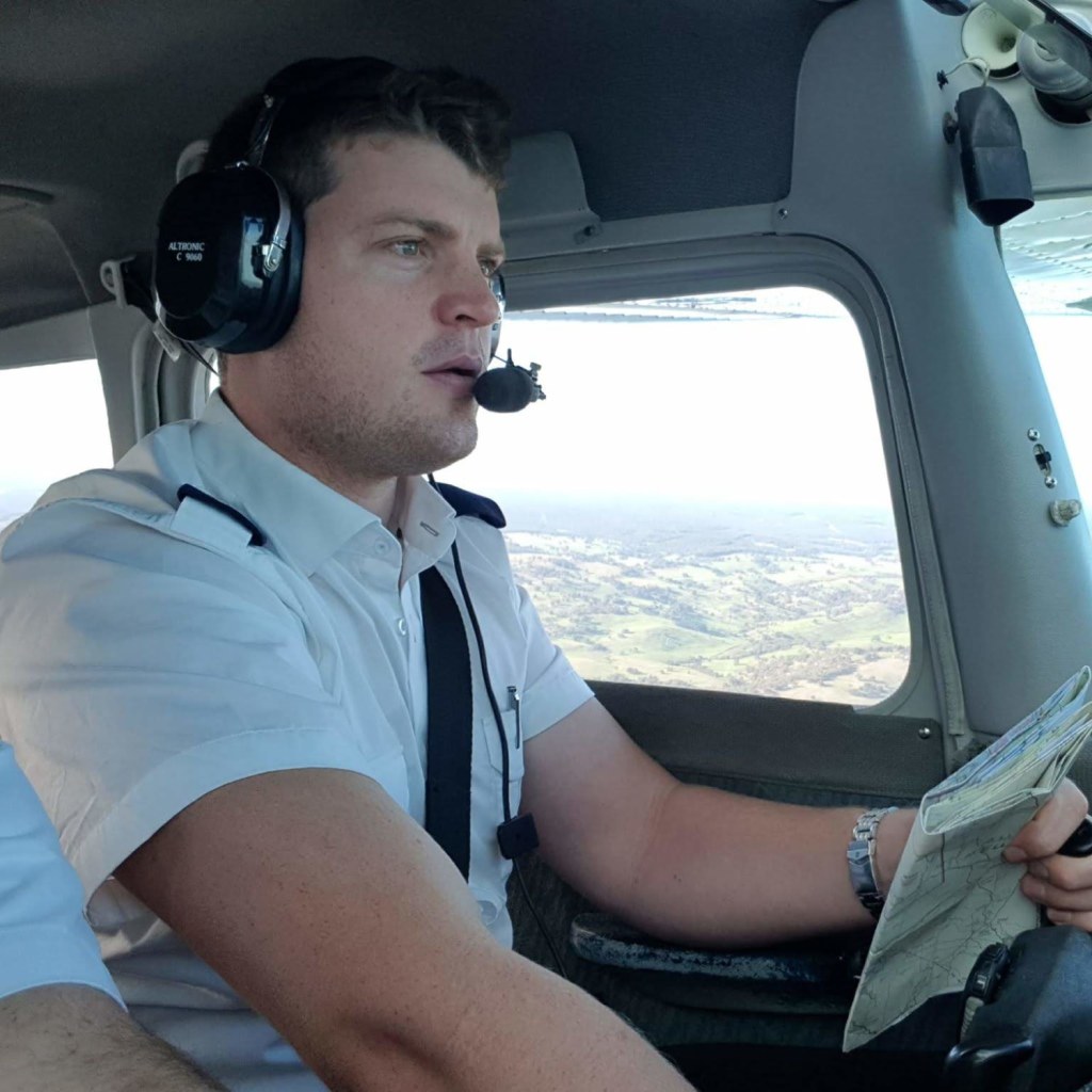 Issue 373: Fire & Ice – Australian Aviation