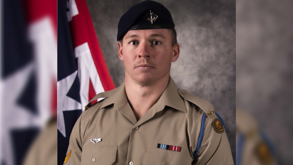 Australian Army soldier dies after parachute incident – Australian Aviation