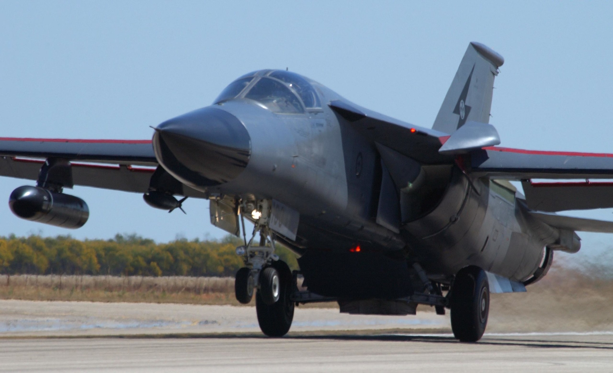 Swing wing – Australian Aviation