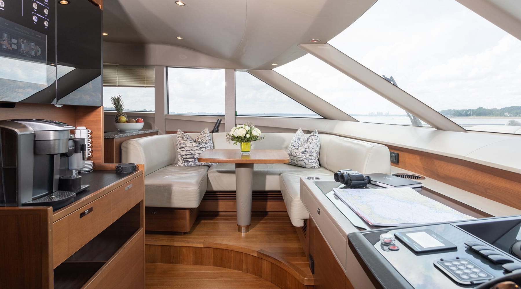 Princess Y88 LADY J for Sale | Moran Yacht & Ship