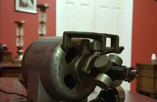 Thomas Edison Escape Room | Stormout Escape Rooms