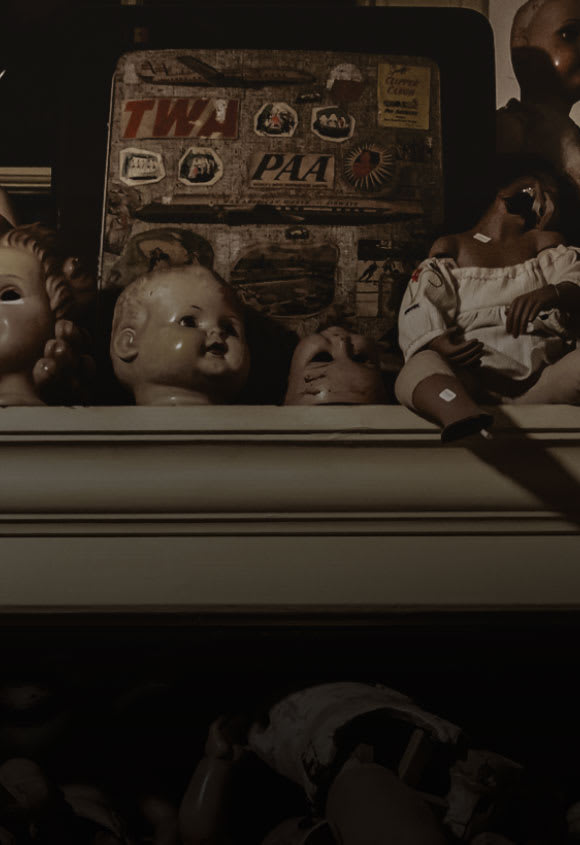 Juguetería Embrujada Escape Room | Escape Room Colombia