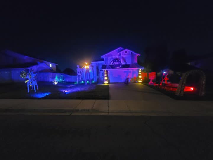 Maze of Mayhem Haunted Attraction | Maze of Mayhem