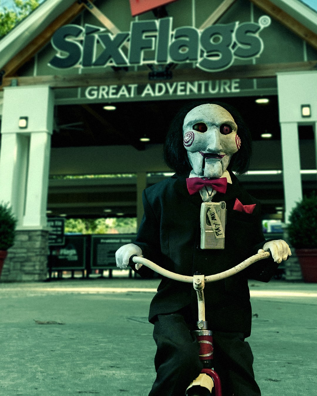 SAW 20th Anniversary Haunted Attraction | Six Flags Fright Fest - Great ...