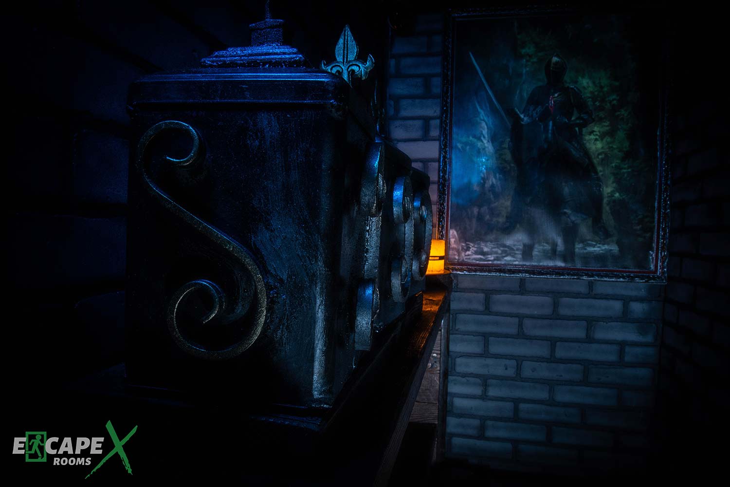 The Curse Of The Black Knight Escape Room | EscapeX Rooms - Irvine