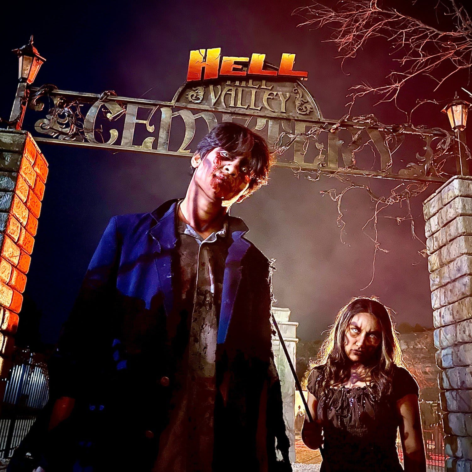 Hell Valley Cemetery Haunted Attraction | Six Flags Fright Fest ...