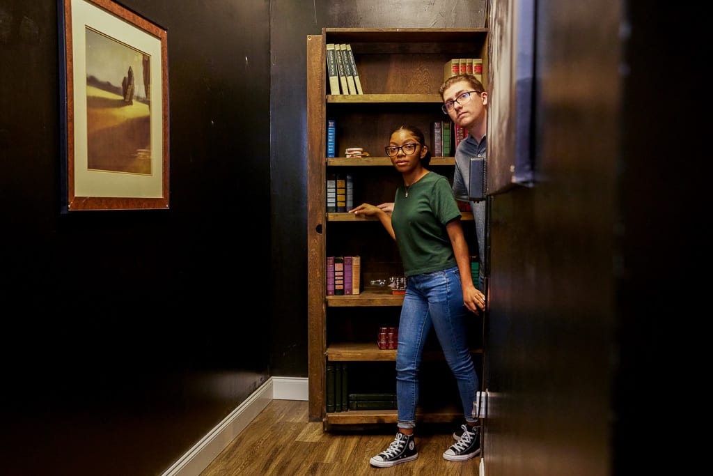 Entrapment Escape Room | Red Door Escape Room - Temecula