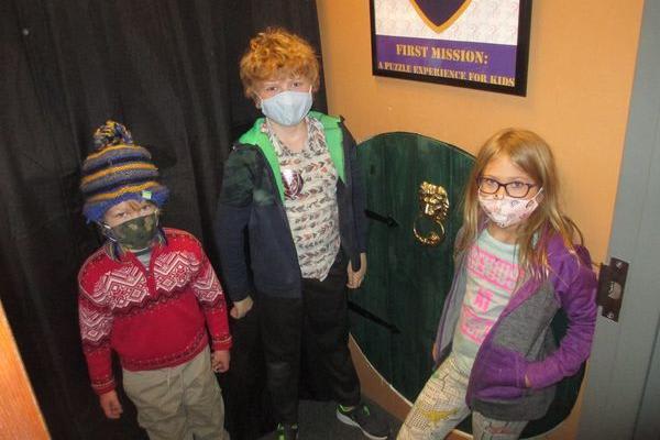 First Mission Escape Room | Golden Puzzle Room