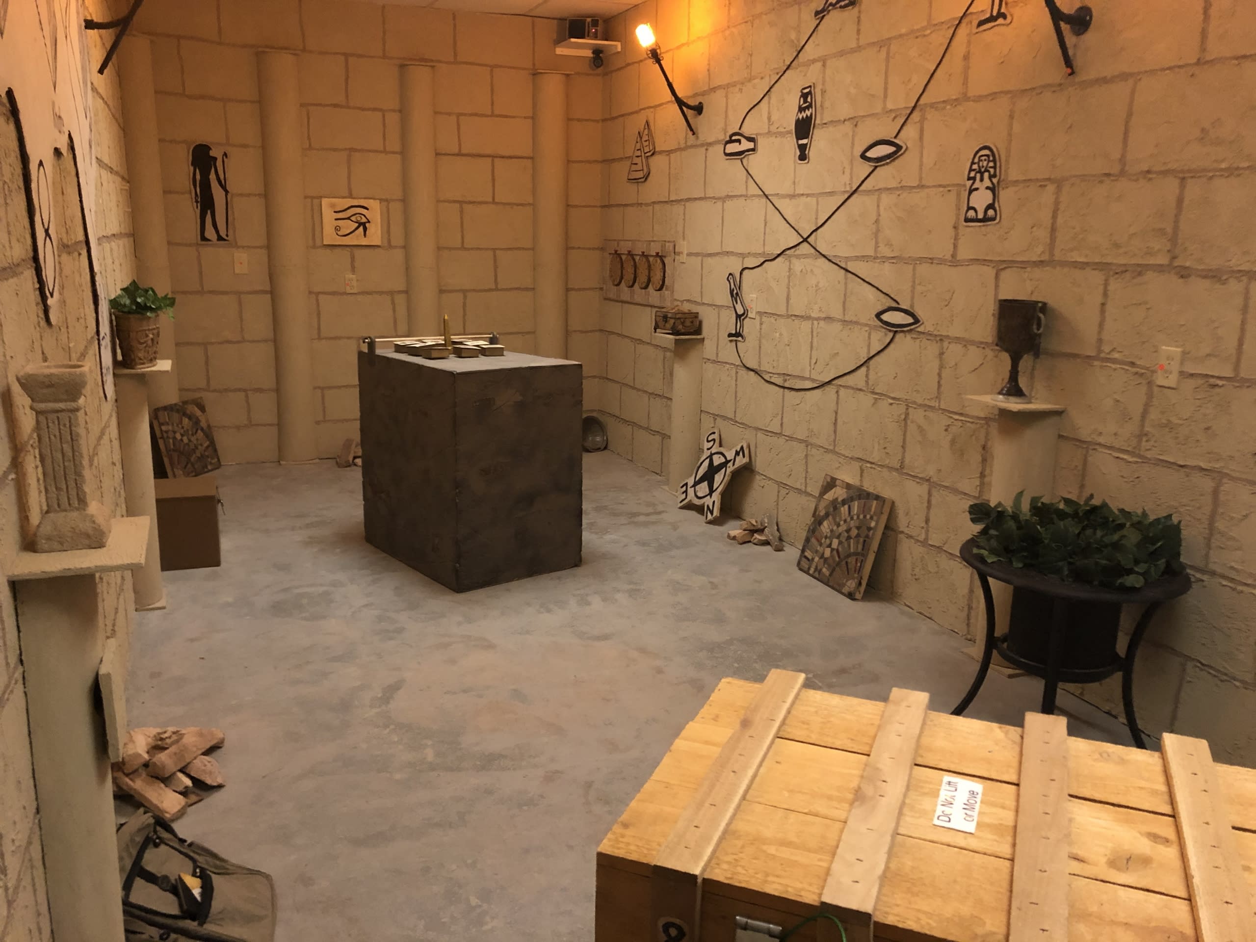 Explore The Pyramid Escape Room | Time Crunch Escapes