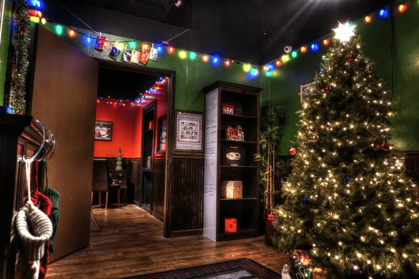 Saving Santa Escape Room | Escapology - Atlanta Galleria