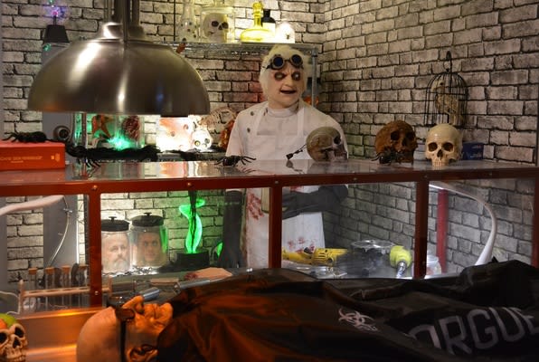 Dr. Diabolical - Body Parts Escape Room | Rush To Freedom Escape Rooms