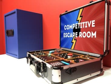 Red Vs. Blue: Bomb Defuse Challenge Escape Room | Conundroom - Downtown ...