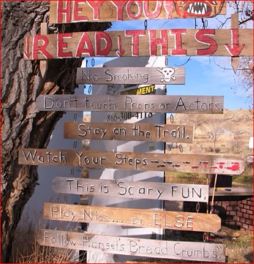 Creepy Walk in the Woods Haunted Attraction | Creepy Walk in the Woods