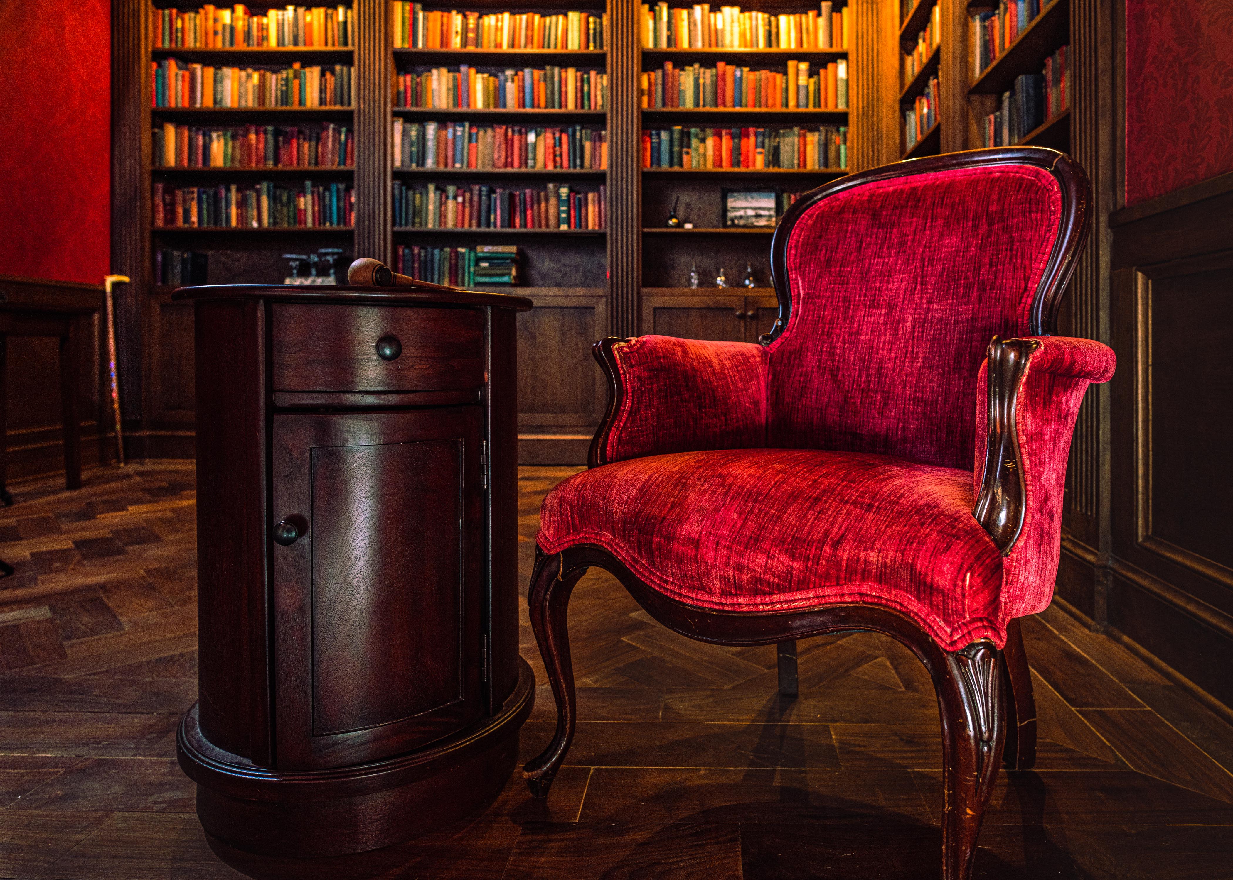 Poe's Chamber Escape Room | The Great Escape Room - Arlington [prev ...