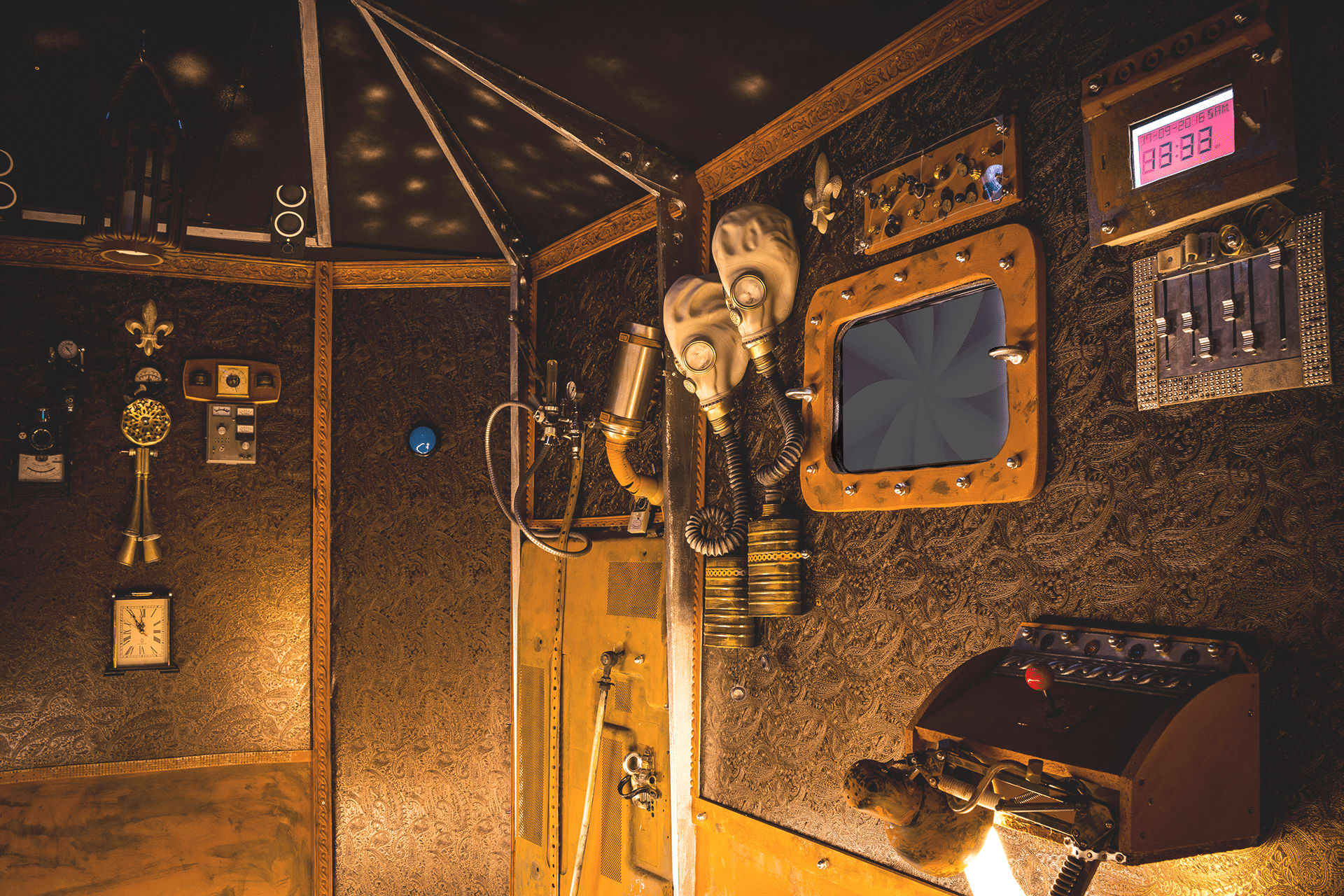 Time Machine Escape Room | RuhrEscape - Escape Room Essen