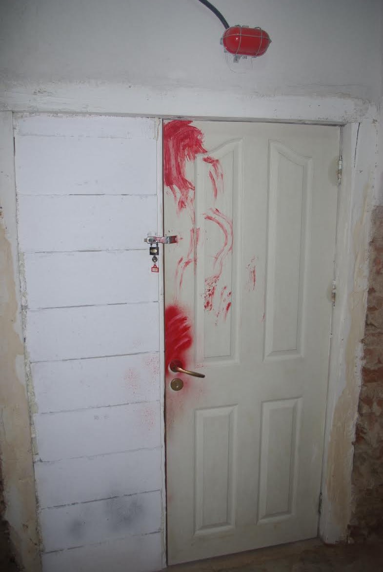 The Dark Dimension Escape Room | Parapark Cluj