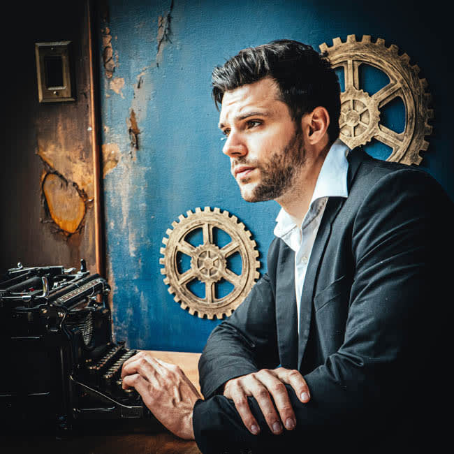 Énigmes De Tesla [Tesla's Enigmas] Escape Room | A/Maze Old Port