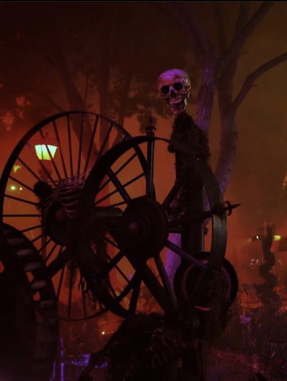 The Haunted Hayride | The Scream Zone