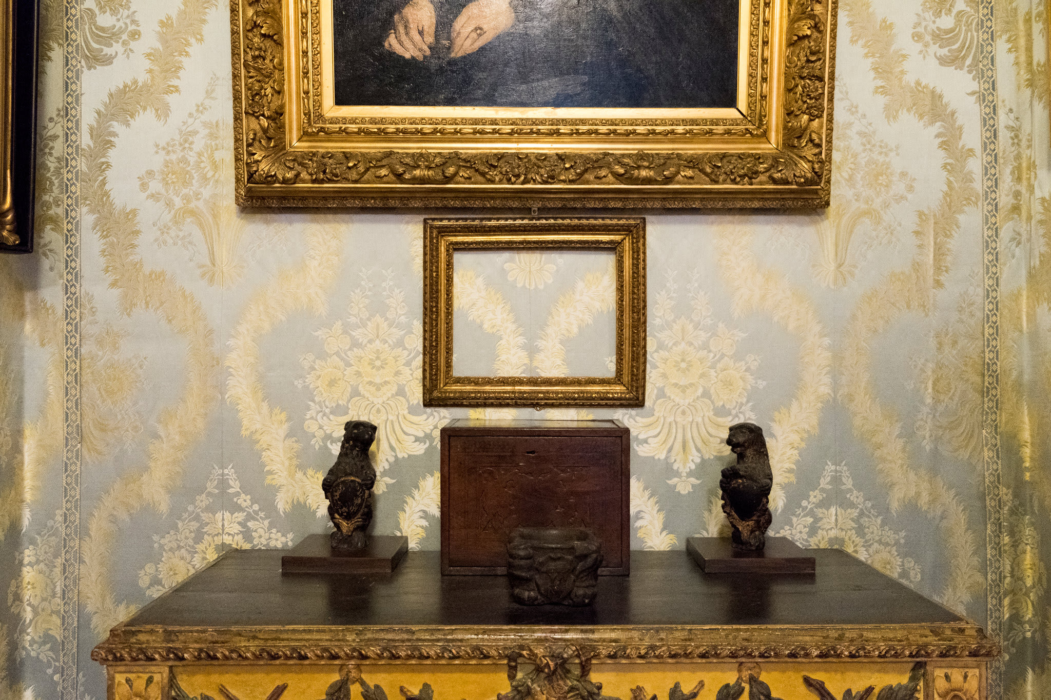 Museum Heist Escape Room | Midcoast Escape Rooms