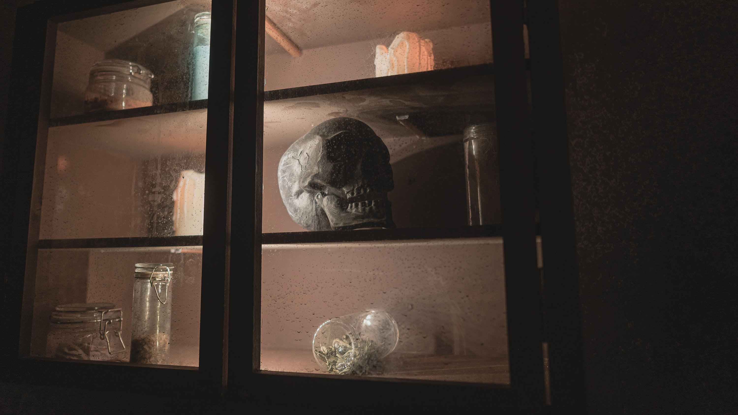 Haunted Mansion Escape Room | Game Over Escape Rooms - Dubai