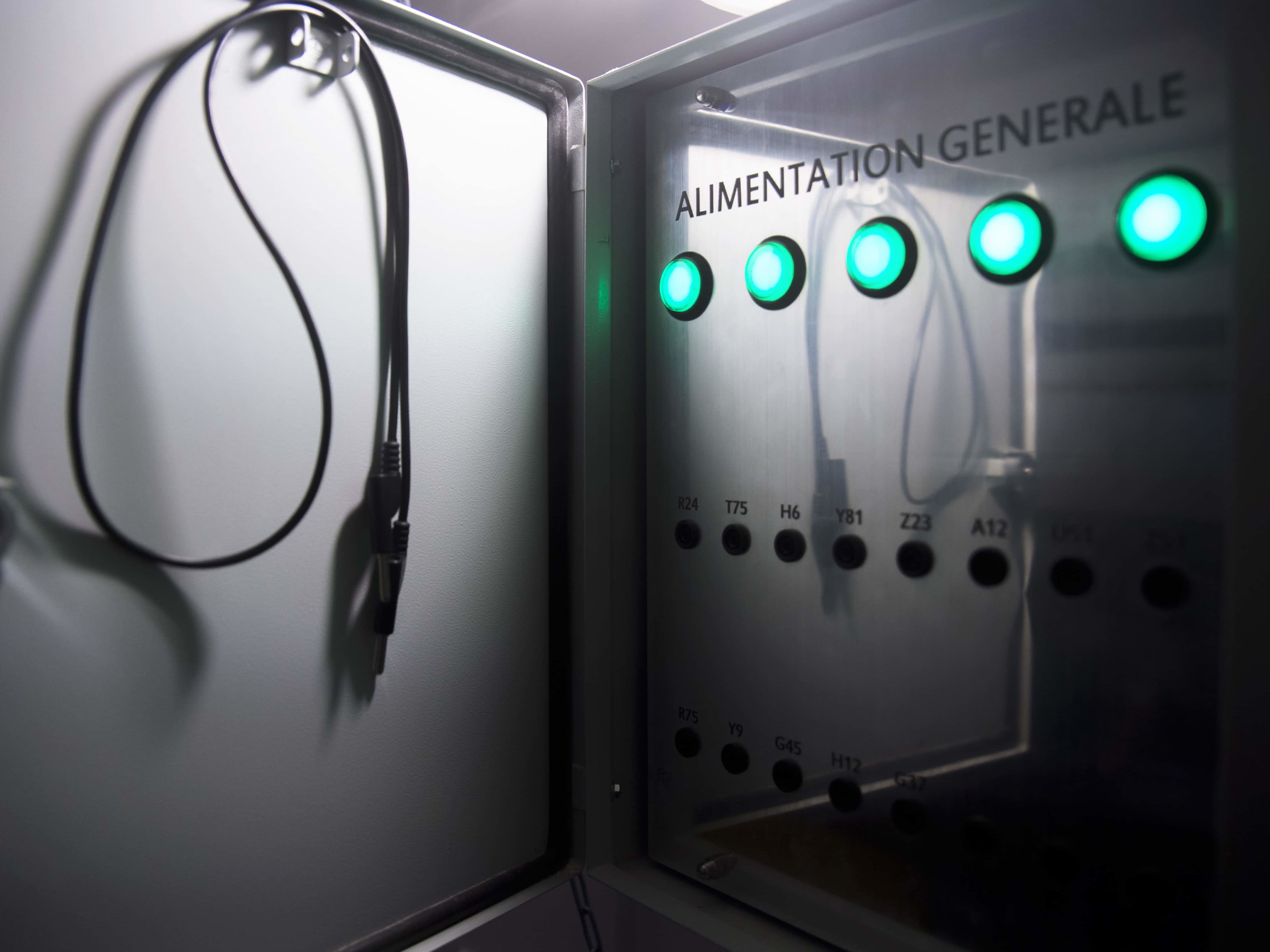 L'expérience Interdite [The Forbidden Experiment] Escape Room | HintHunt
