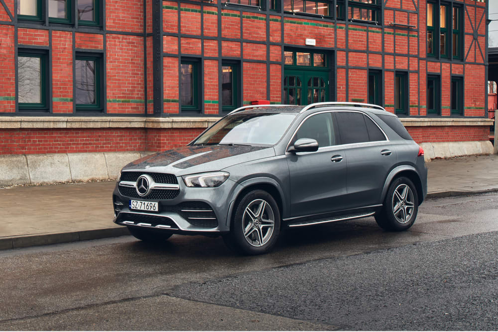 Mercedes recalls GLE-class SUVs due to electrical ground issue ...