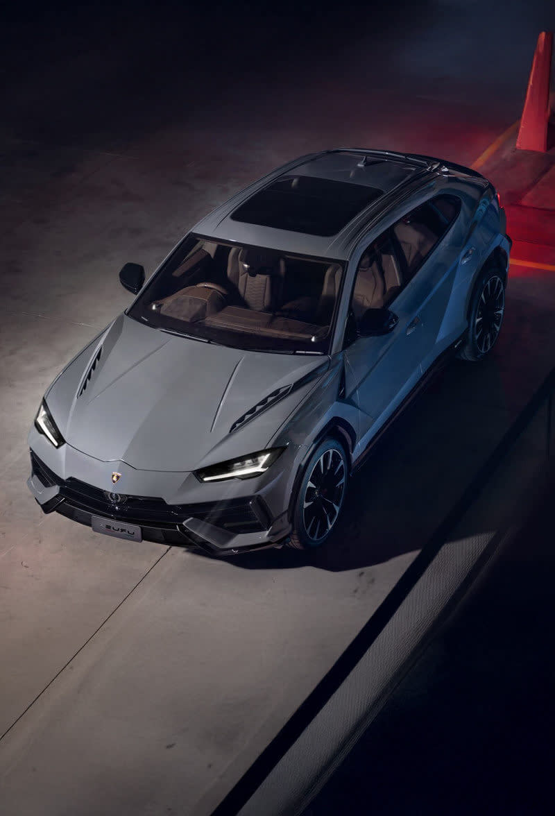 Pre-Owned Lamborghini Urus