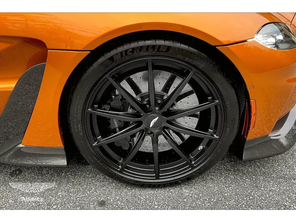 2023 V12 Vantage Coupe