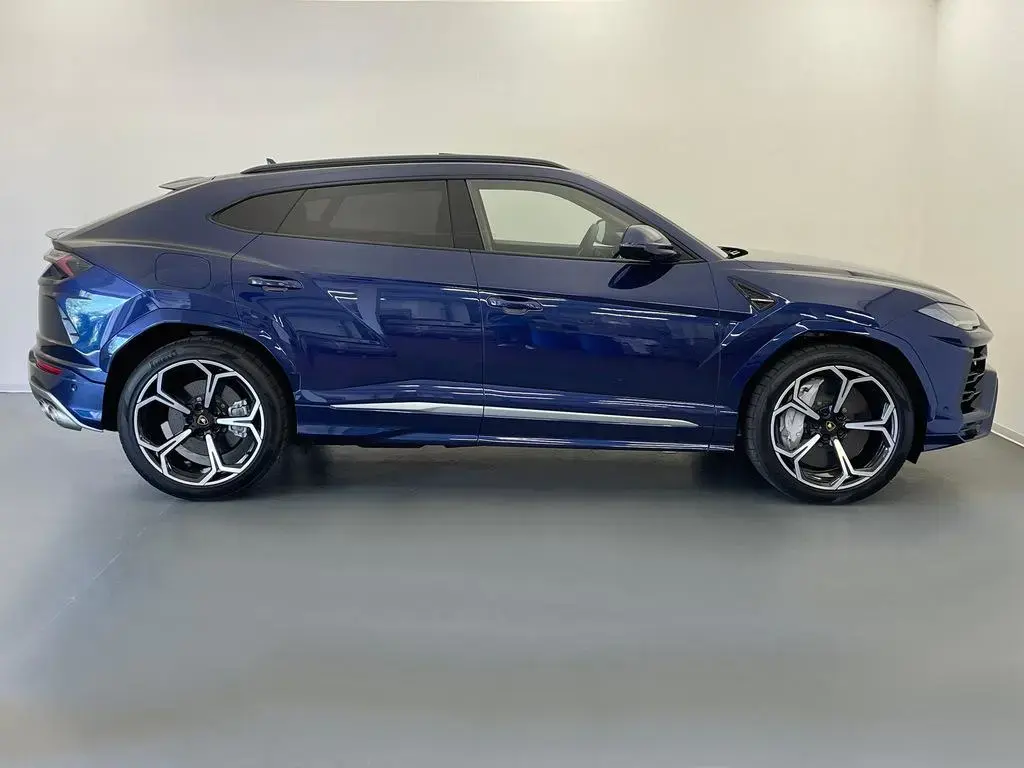 2020 Lamborghini Urus