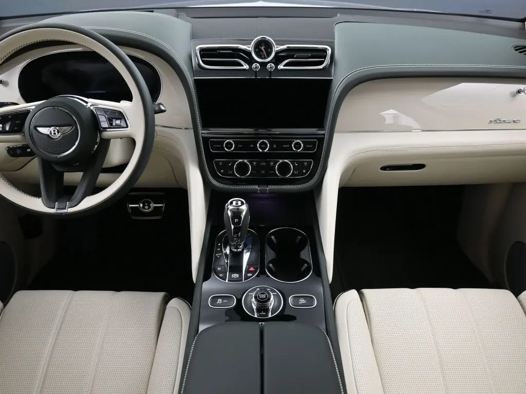 Used 2024 Bentley Bentayga Azure V6 Hybrid Midnight Emerald | Bentley Miami
