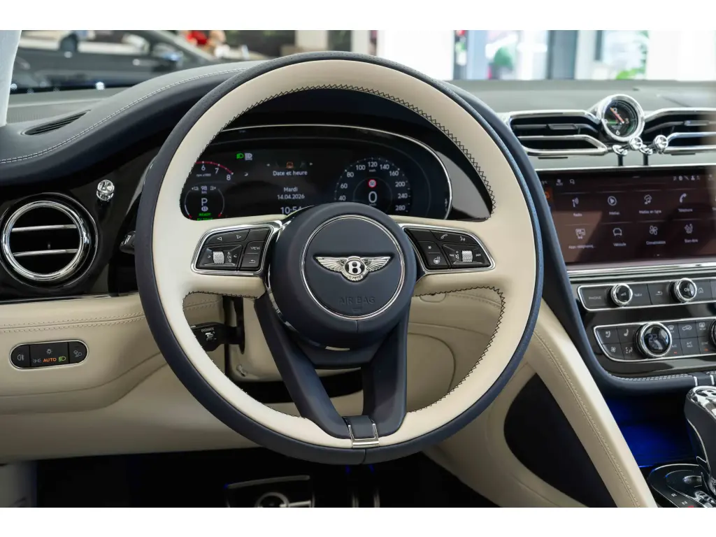 New 2026 Bentley Bentayga Azure V6 Hybrid Black Sapphire | Bentley Mougins