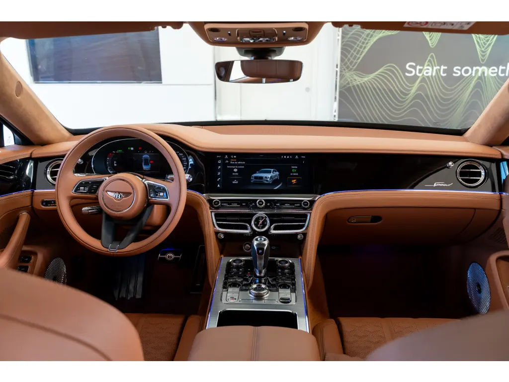 Used 2025 Bentley Flying Spur Speed V8 Hybrid Cumbrian Green | Bentley ...