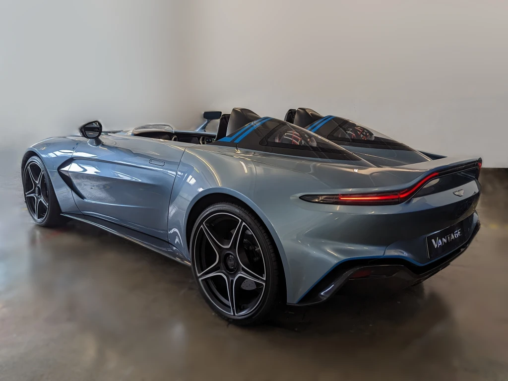 undefined thumbnail vehicle image 1