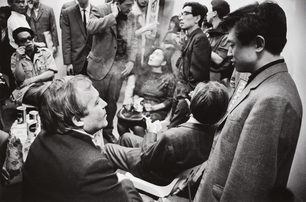 Sam Francis, Ōoka Makoto, Takiguchi Shūzō, and Yoko Ono at the closing ...