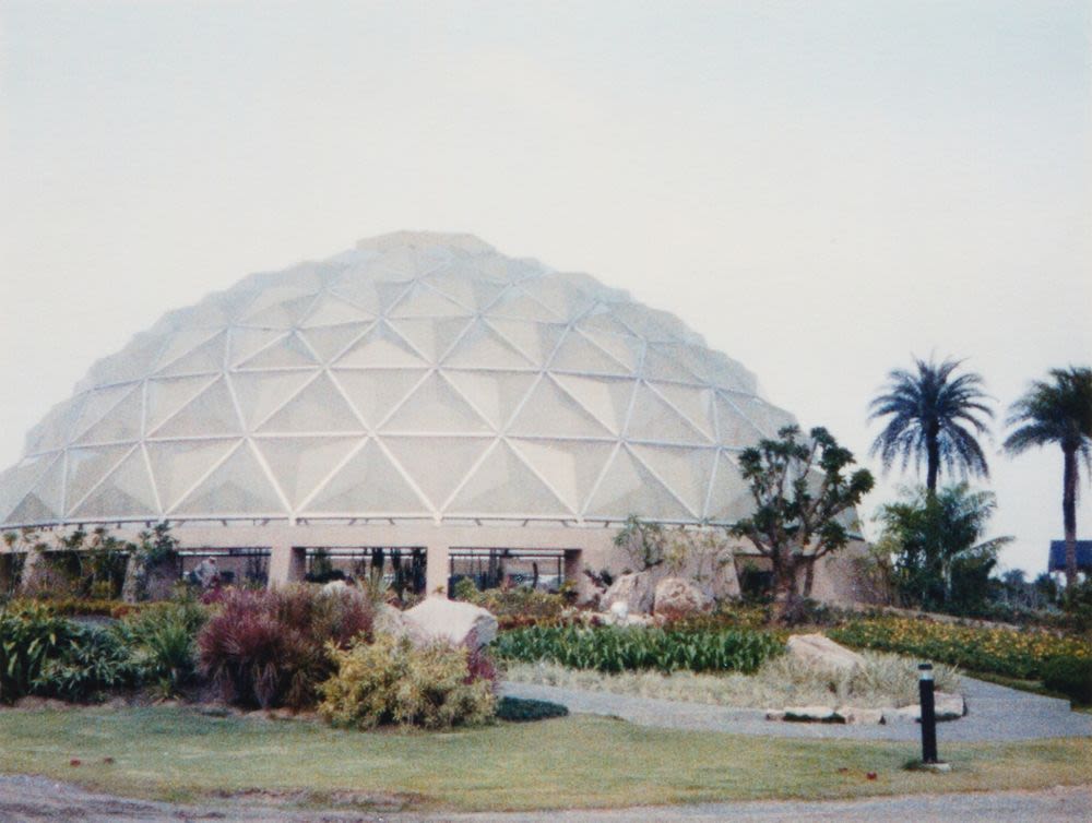 Exterior photographs, US Geodesic Dome Botanical Pavilion, Suan Luang ...