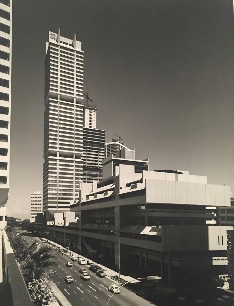 Exterior photographs, Development Bank of Singapore (DBS) headquarters ...