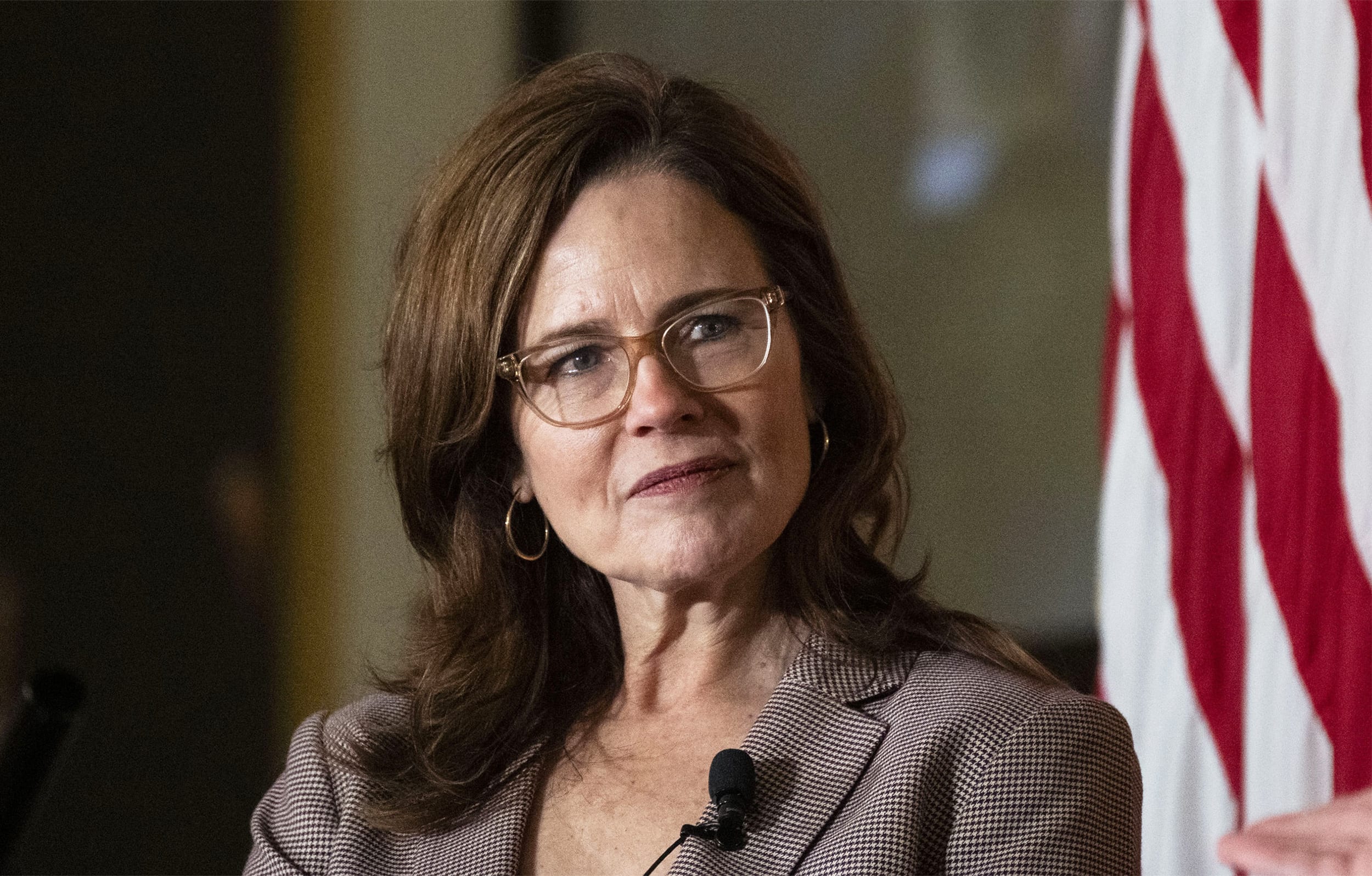 Kim Davis points to Thomas’ opinions and Barrett’s book in bid to ...