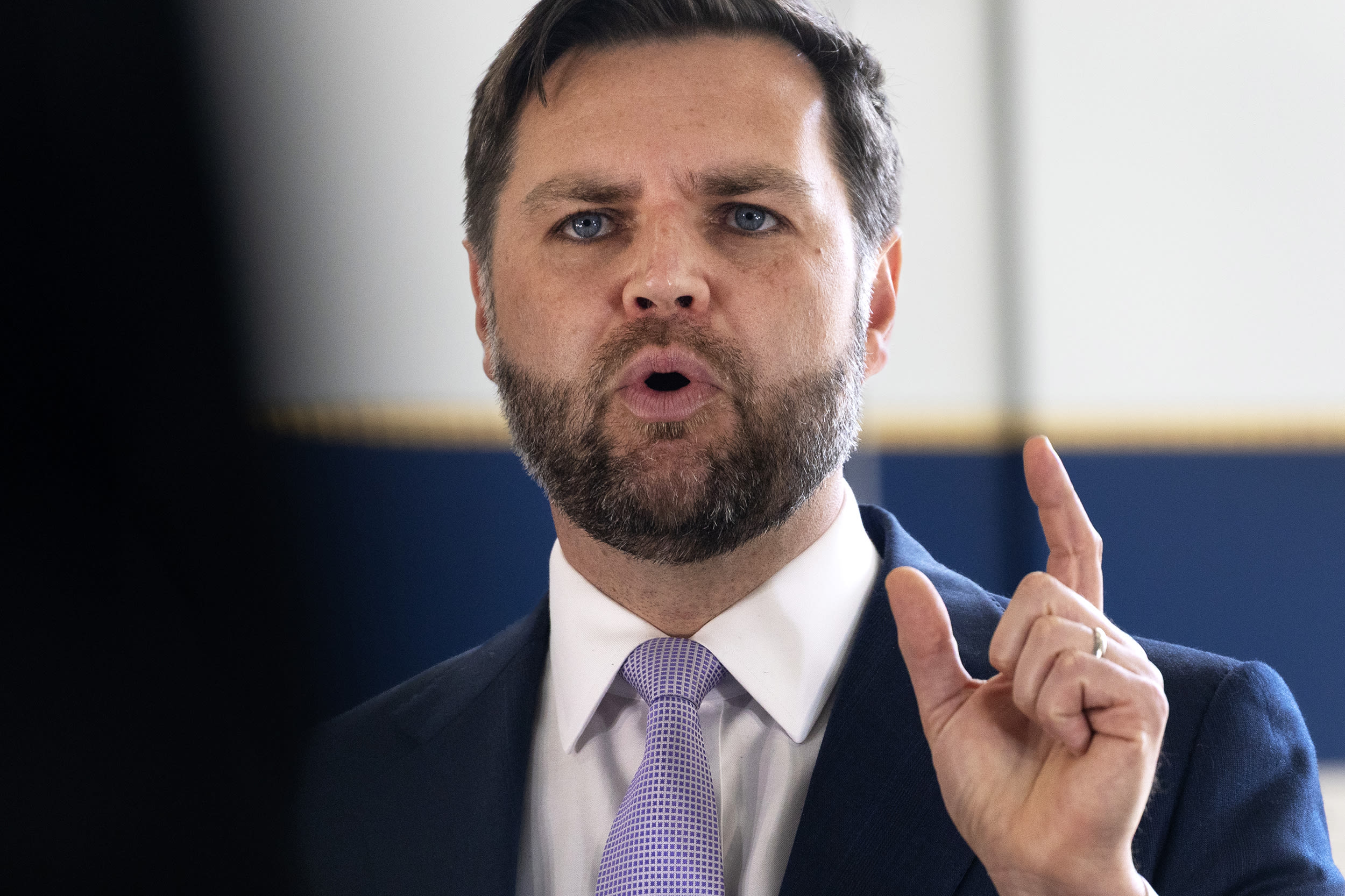 As GOP's radical Texas map is unveiled, Vance picks odd time to whine ...