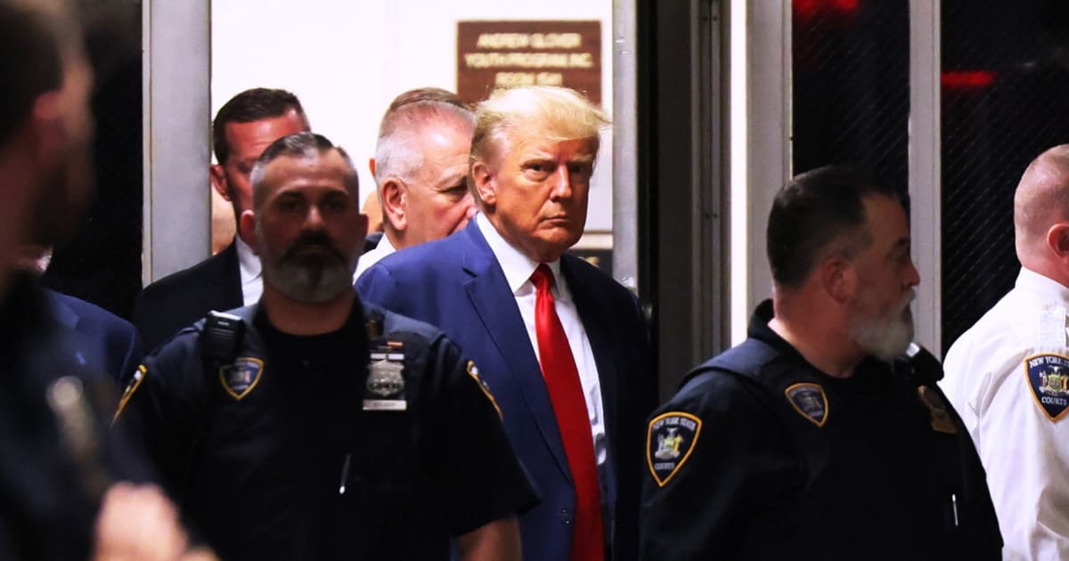 Hayes: Trump is ‘obviously’ fomenting violence against judges, prosecutors