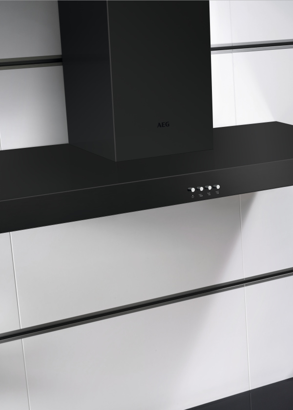 Shop AEG Kitchen Appliances at Wren | Wren Kitchen