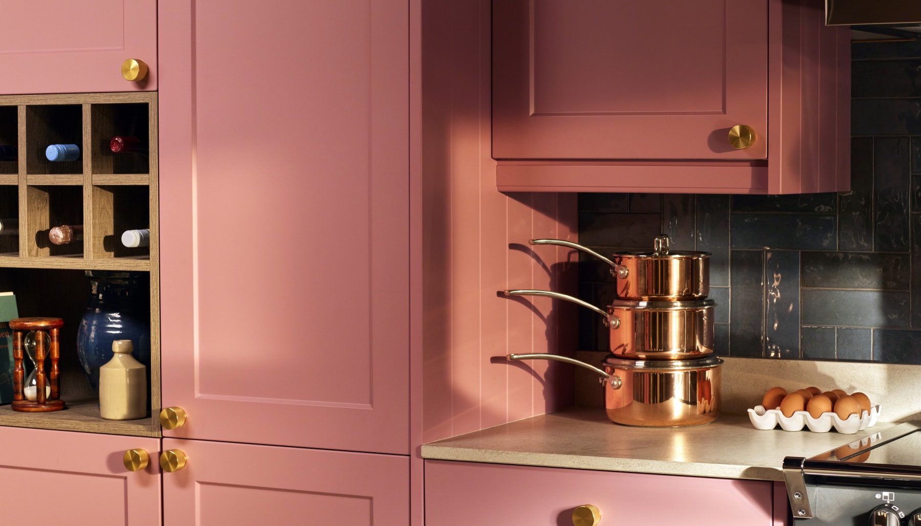 Shaker Chelsea Ermine Kitchen in Dusty Rose Pink | Wren