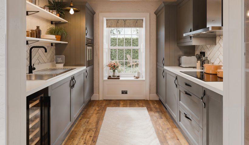 Solid Wood Kitchens | Wooden Oak Cabinets & Units | Wren